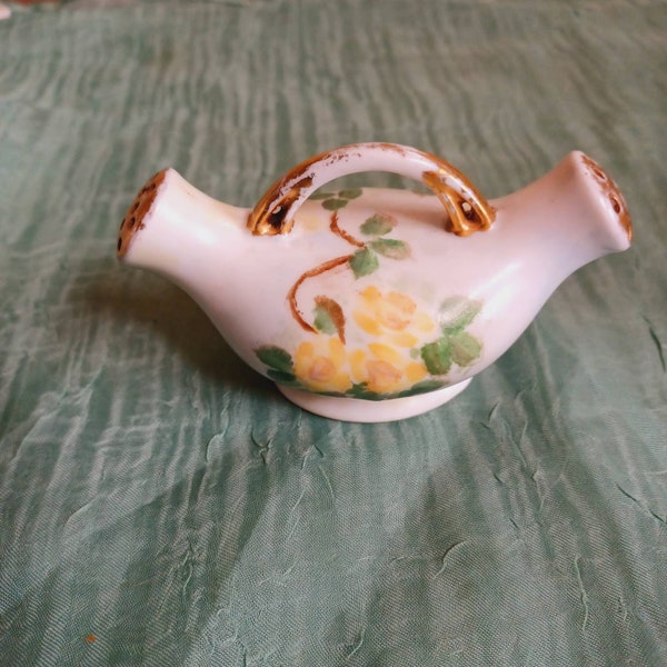 One Piece Salt Pepper Shakers - Etsy