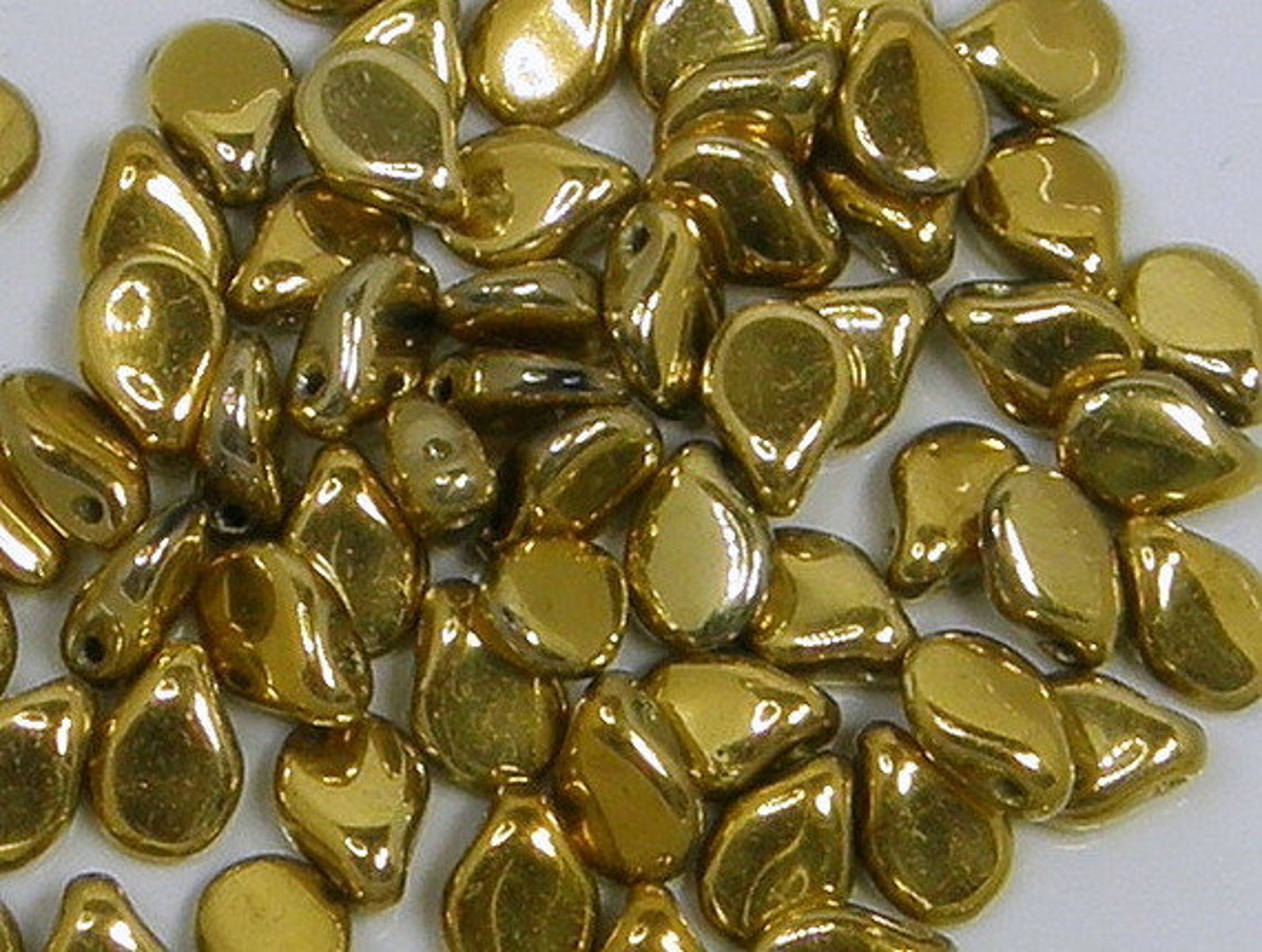 Pip Beads Jet Amber 5x7mm J26443 25 Count | Etsy