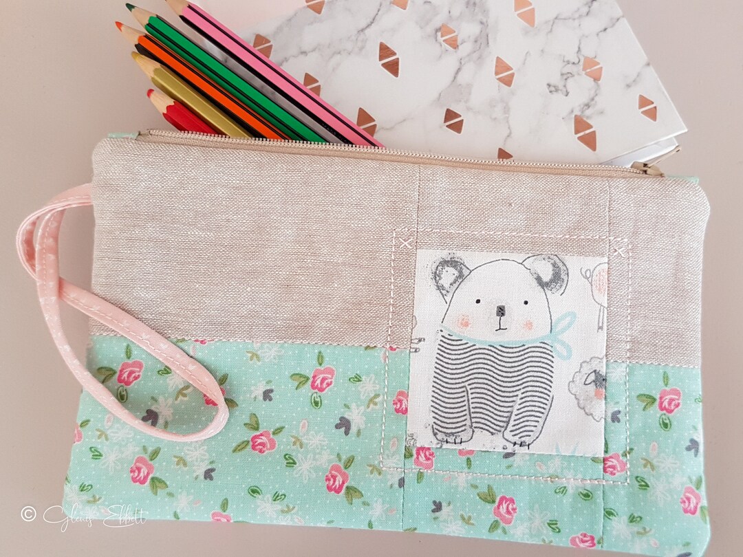 Fussy Cut Pencil Case PDF Sewing Pattern: Zipper Pouch With Wristlet - Etsy