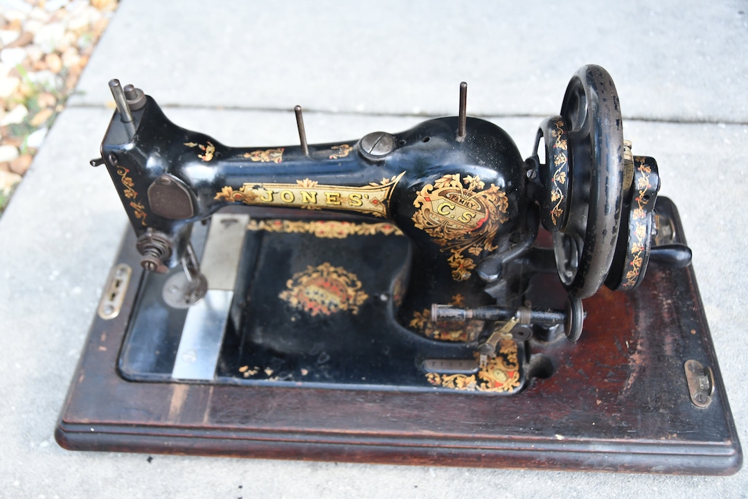 Vintage Jones Hand Crank Sewing Machine - Etsy