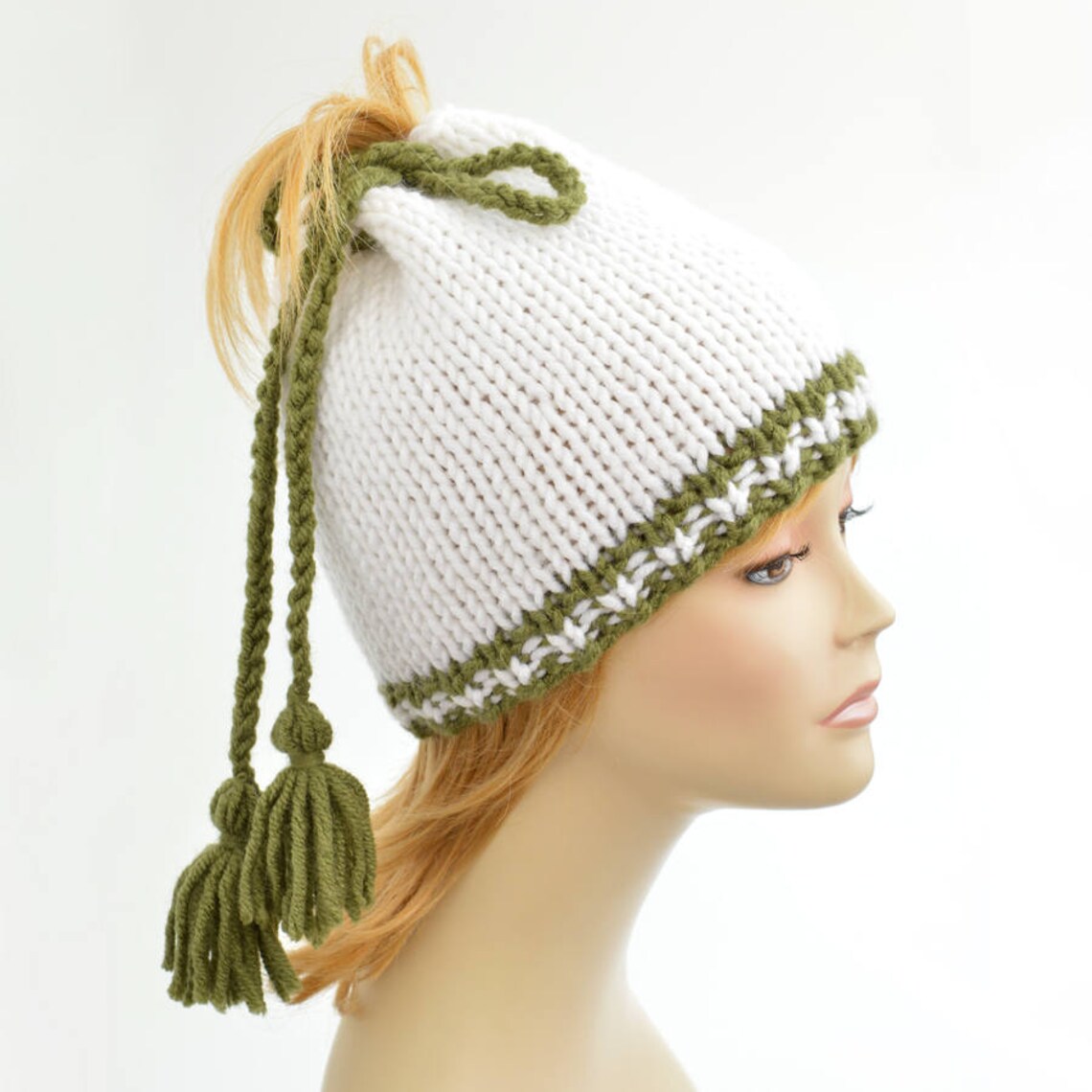Hat Knitting Pattern // Ponytail Hat Ponytail Beanie Scarf - Etsy
