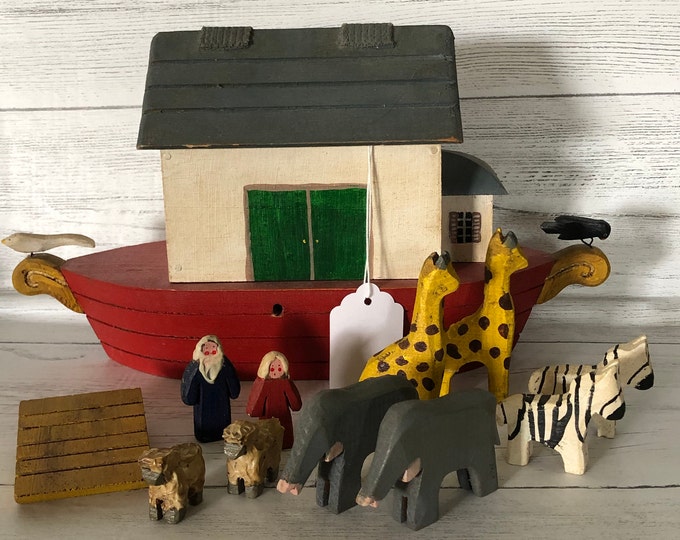 1988 Nancy Thomas Hand Carved Noah’s Ark and Animals - Etsy