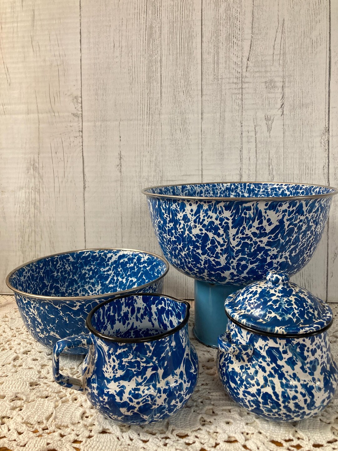Vintage Enamel Graniteware Blue Splatter Set 2 Bowls Creamer and Sugar ...