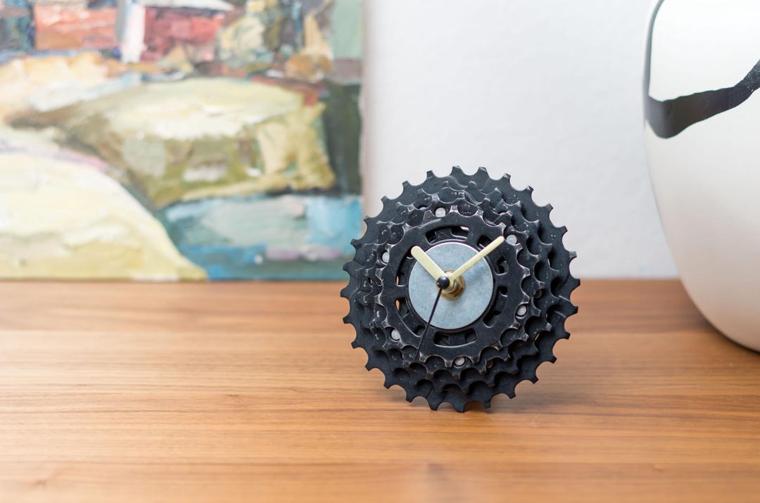 Bicycle Sprocket Desk Clock - Personalized Gift for Bike Enthusiasts - Etsy