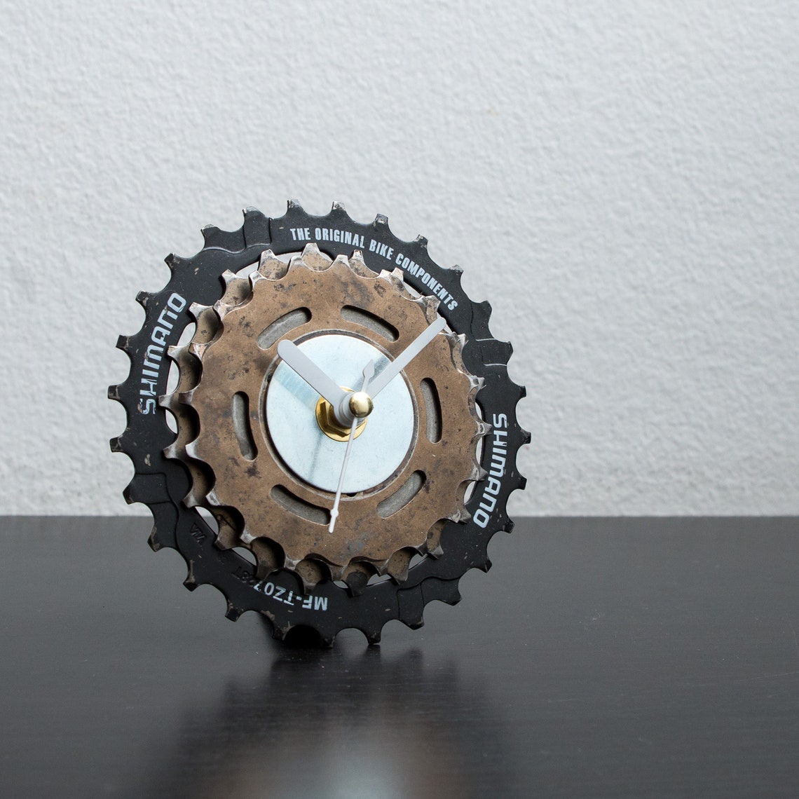 Cool Desk Clock Made Out of Bike Gears Gift Idea for Cyclist - Etsy