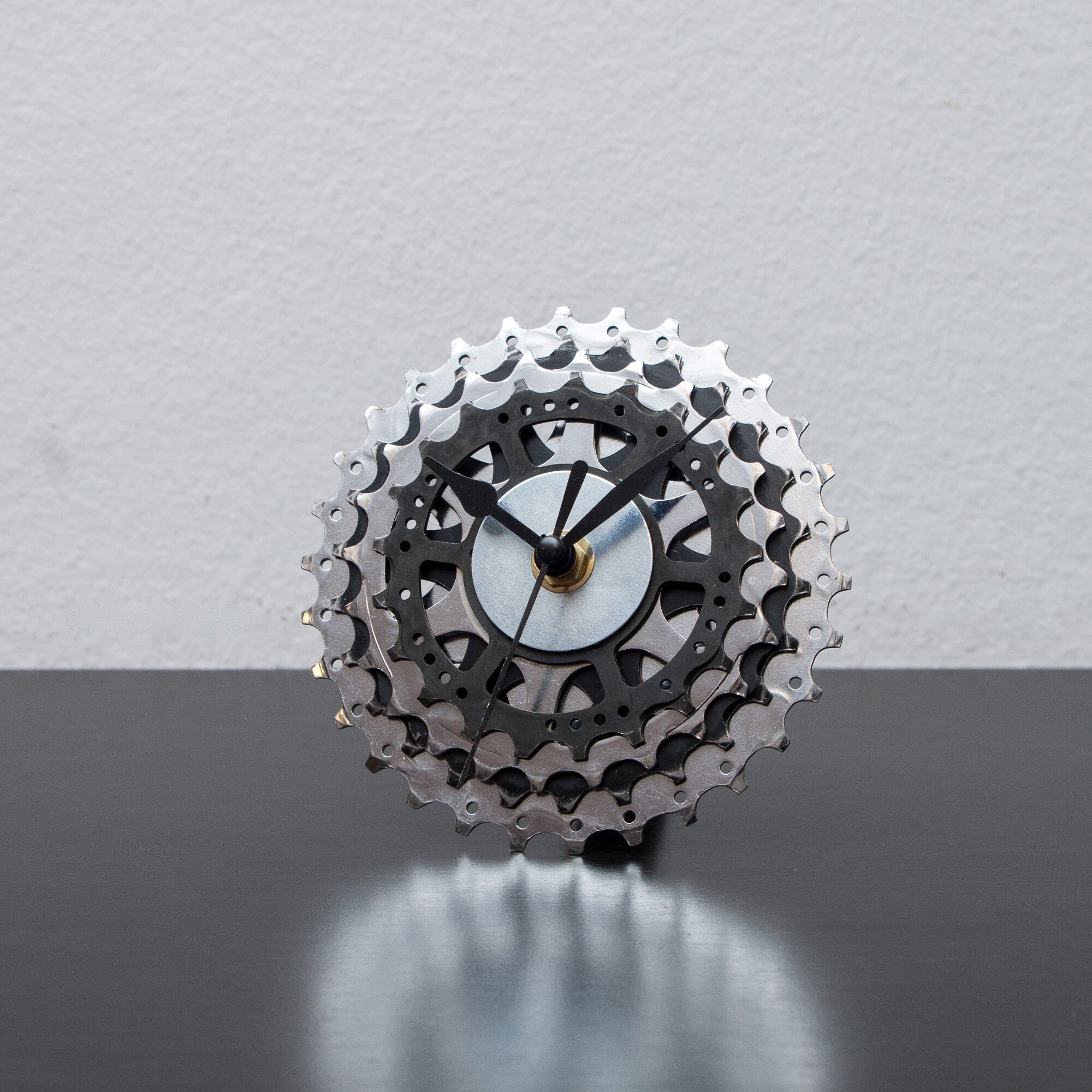 Gears Desk Clock Perfect Gift for Husband Office Recycled - Etsy