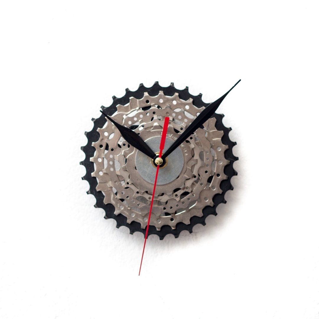 Bike Gears Wall Clock, Gift for Cyclist Boyfriend or Girlfriend ...