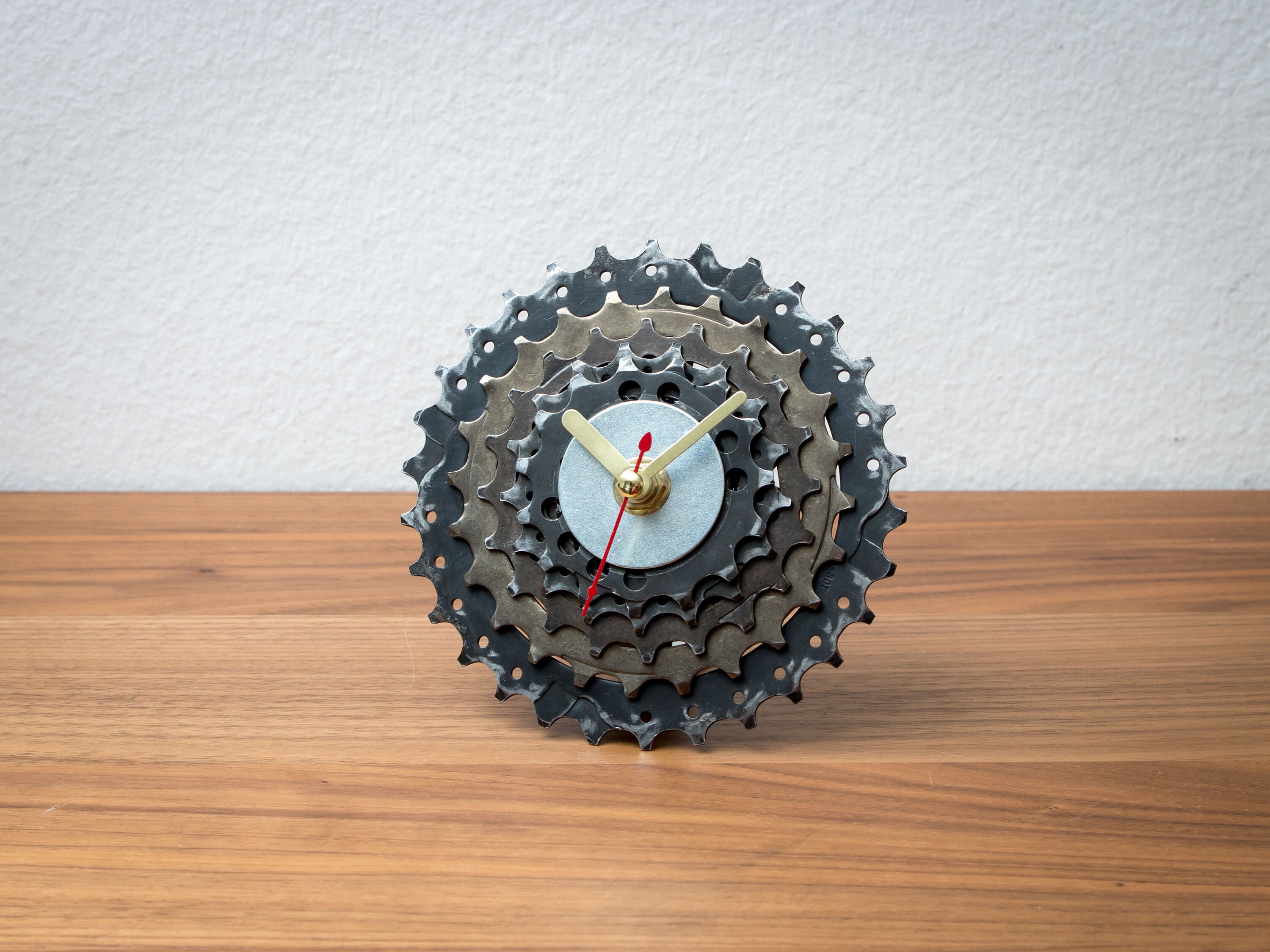 Bike Gear Desk Clock, Bicycle Clock Gift, Cyclist Boyfriend or Husband ...