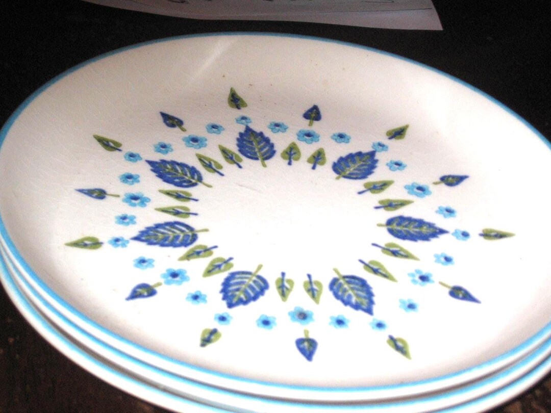 Vintage Cronin Blue Leaf China: Bread Plates and Saucer - Etsy