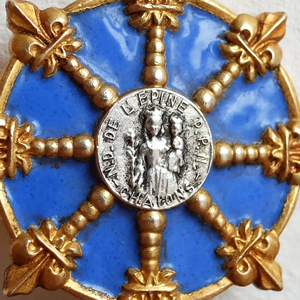 Notre Dame Pin - Etsy