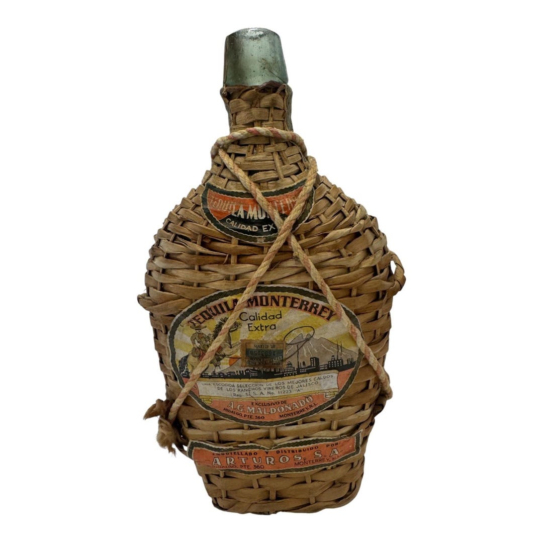 Vintage 1945 Tequila Monterrey Wicker Bottle – Envejecido En Solera ...