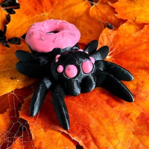 Donut Spider 3D Printed Figurine Halloween Dessert Spider Cute Fidget ...