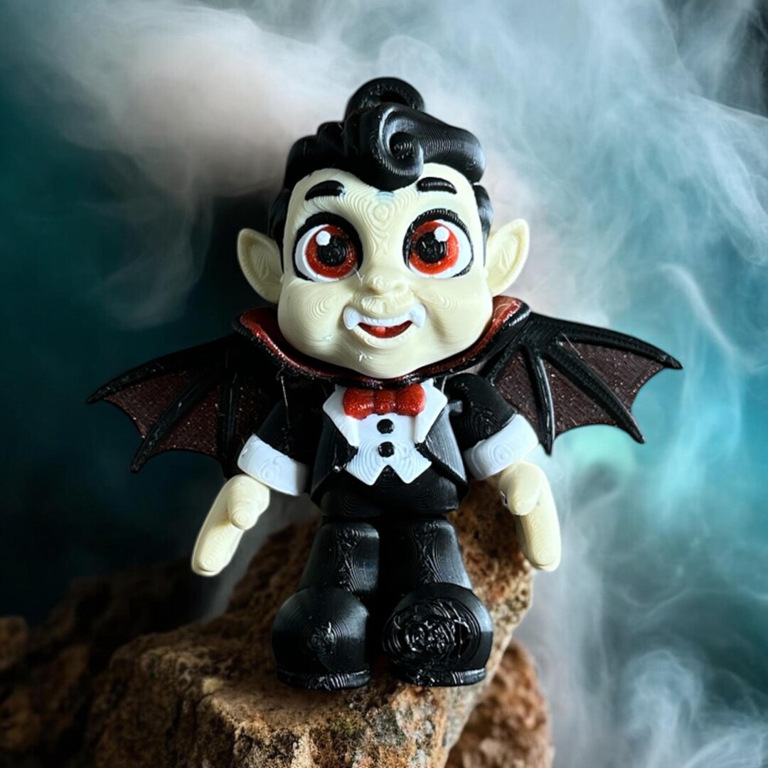 Vampire Keychain 3D Printed Color Shift Red to Black Halloween Bag ...