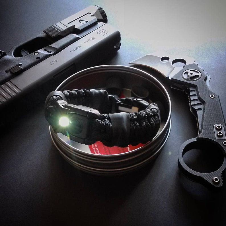 EDC Prepper: Paracord Bracelet Urban Tool Kit Equipped W/ LED - Etsy