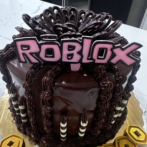 Roblox Birthday Cake Decoration Set - Roblox Logo Cake Topper & 10 ...