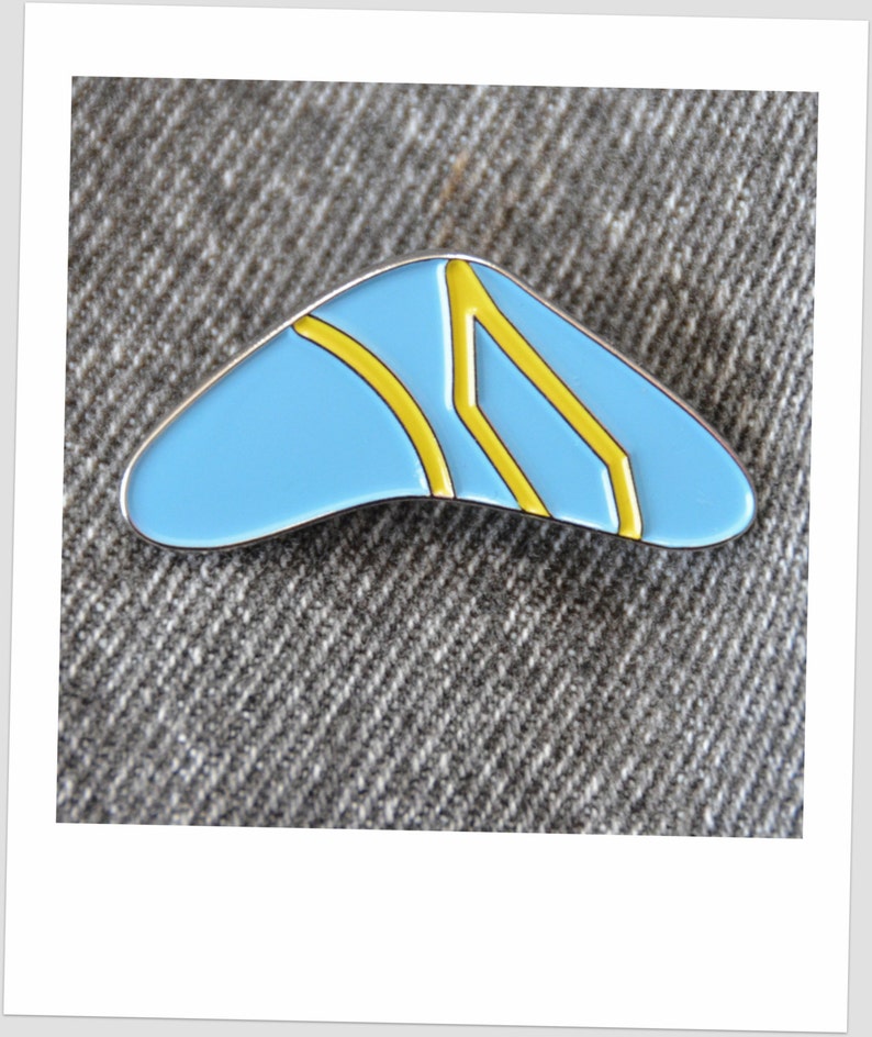 Back to the Future Marty Replica Boomerang Pin - Etsy