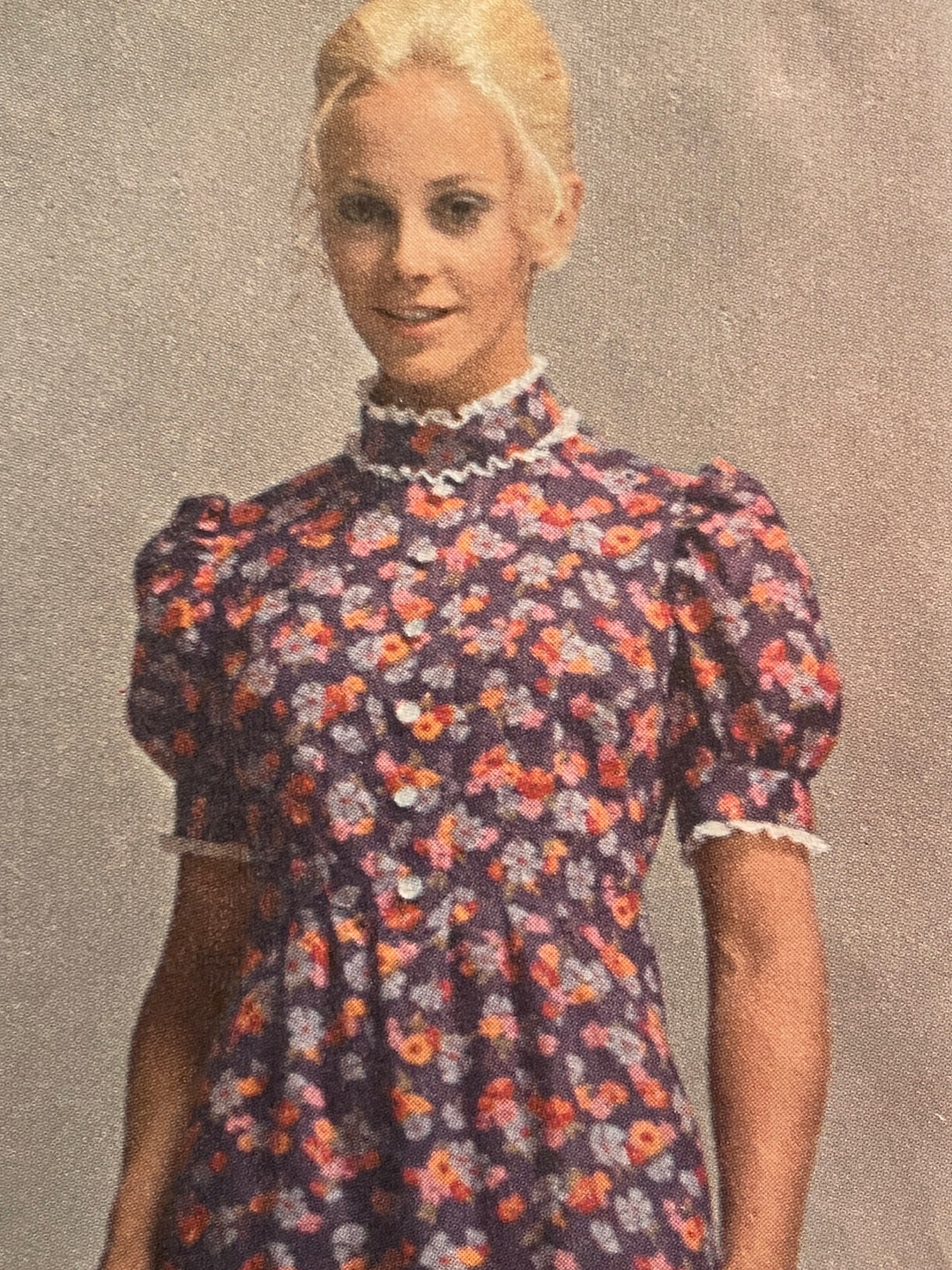 Vintage 1970's Front Tucked Dress in Three Lengths With Puff Sleeves ...