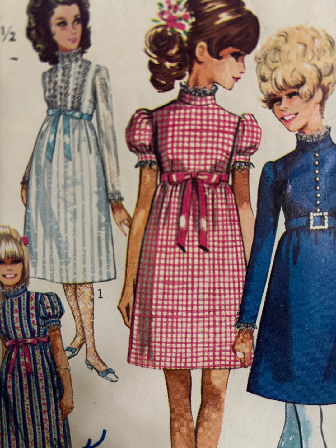 Vintage 1970's Dress Pattern With High Ruffled Collar and Puff Sleeves ...