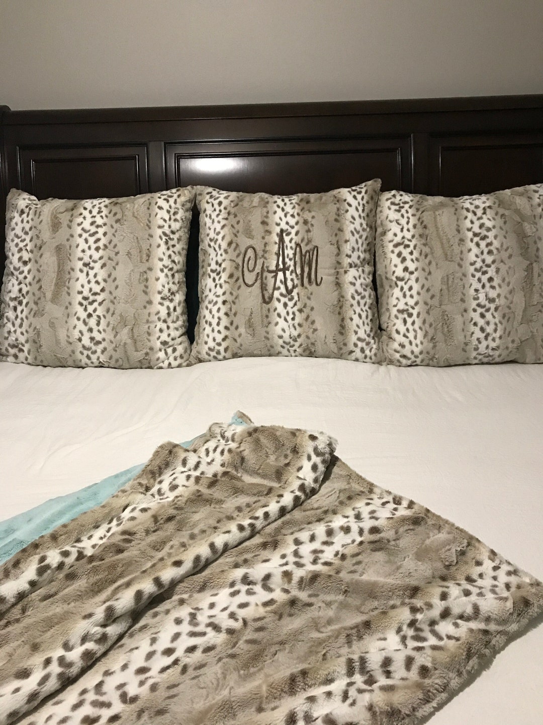 Pillow Cover - Artic Lynx Luxe Minky Pillow, Decorative Pillow Cover ...