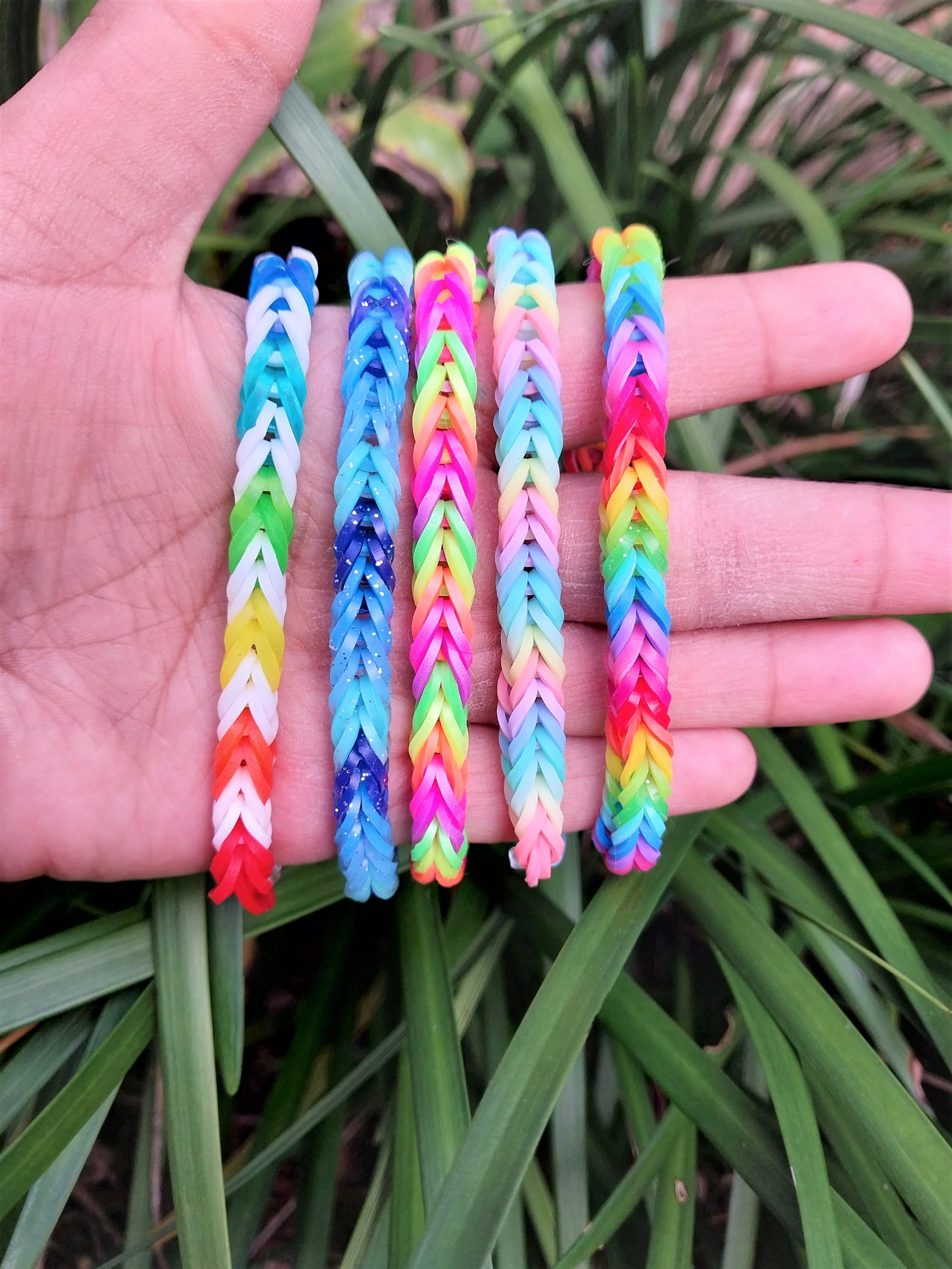 Grab Bag-5 Fishtail Rainbow Loom Bracelets Loom Band Sensory Toy ...