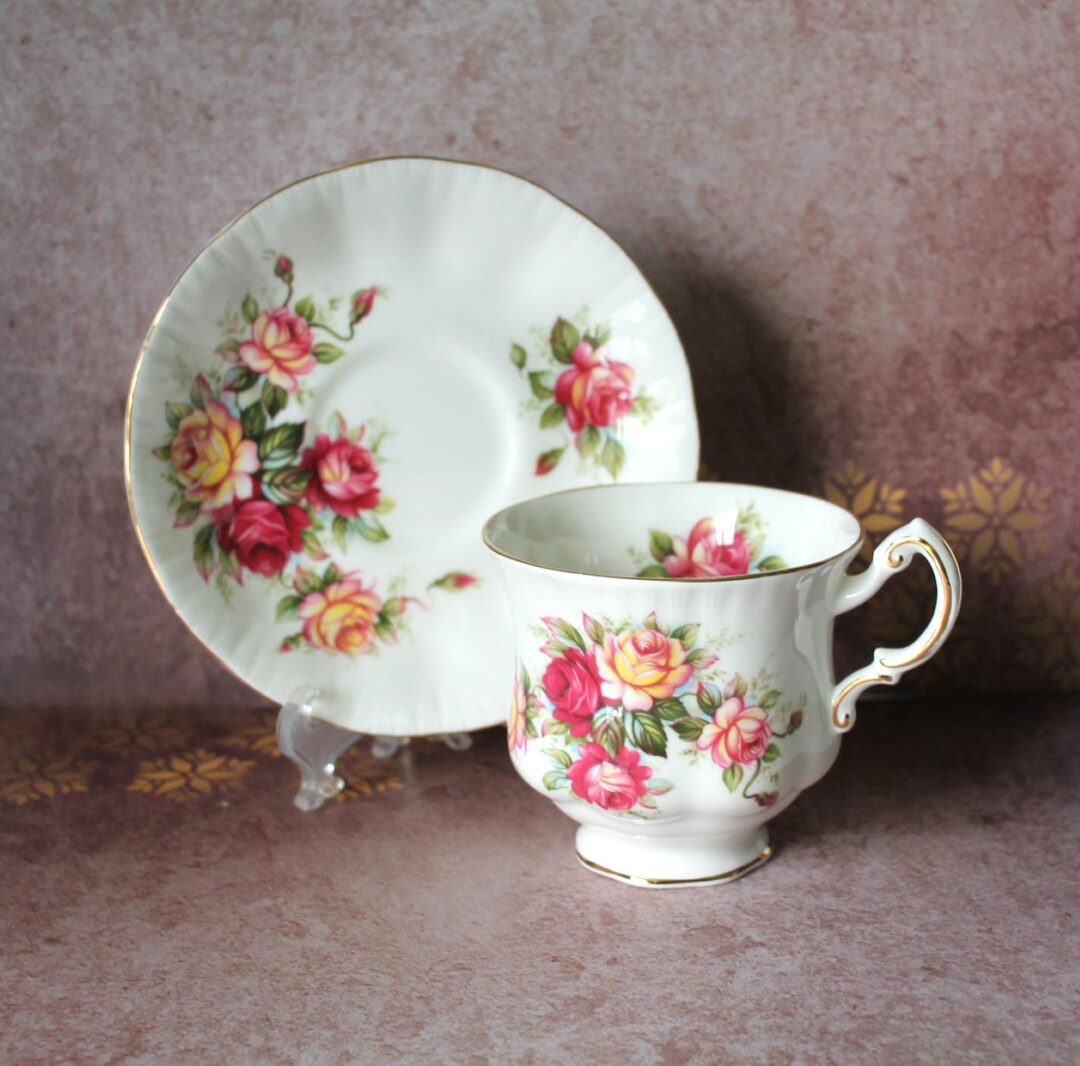 Paragon Flower Festival Teacup and Saucer Roses - Etsy
