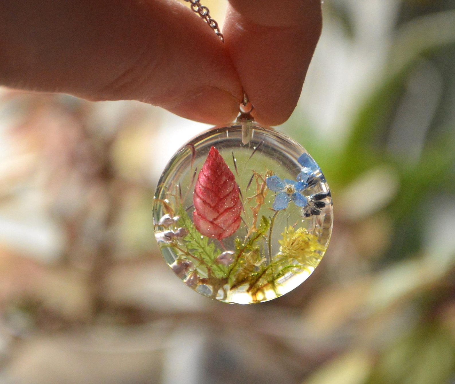 Wildflowers Necklace Resin Terrarium Botanical Pendant Mother's Day ...