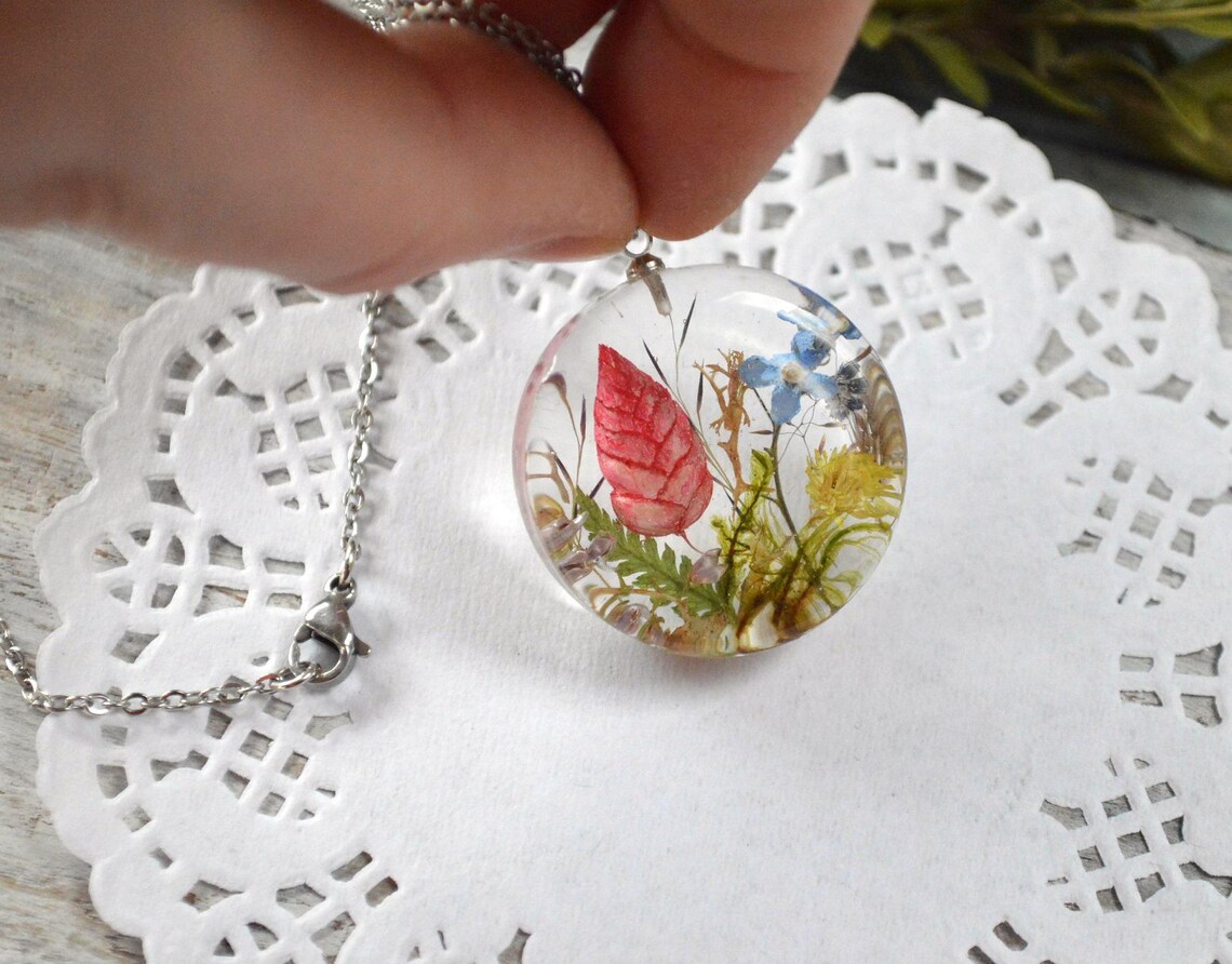 Wildflowers Necklace Resin Terrarium Botanical Pendant Mother's Day ...