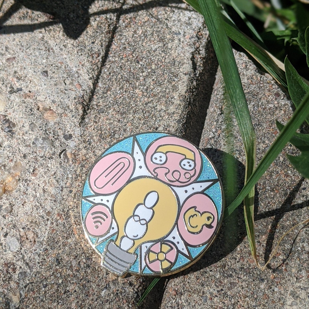 Art Nouveau Muggle Studies Enamel Pin Class Wizard Light Duck - Etsy