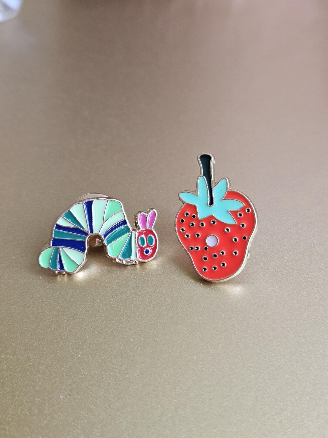The Very Hungry Caterpillar Pins. (2 Pc) Teacher Appreciation Gift ...