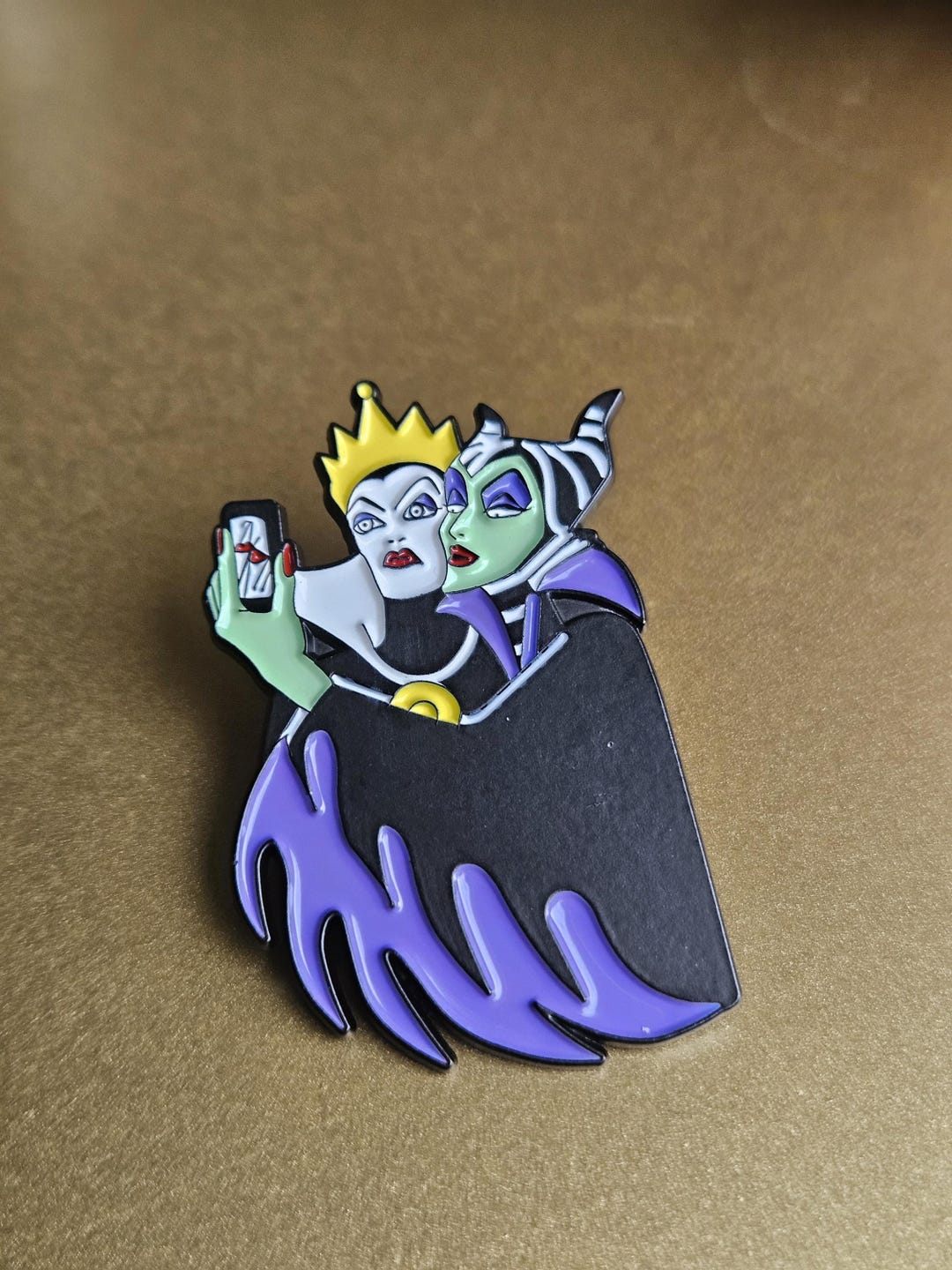 Evil Queen Pin. Villian Pin. Backpack Accessories. Movie Pin. Cartoon ...