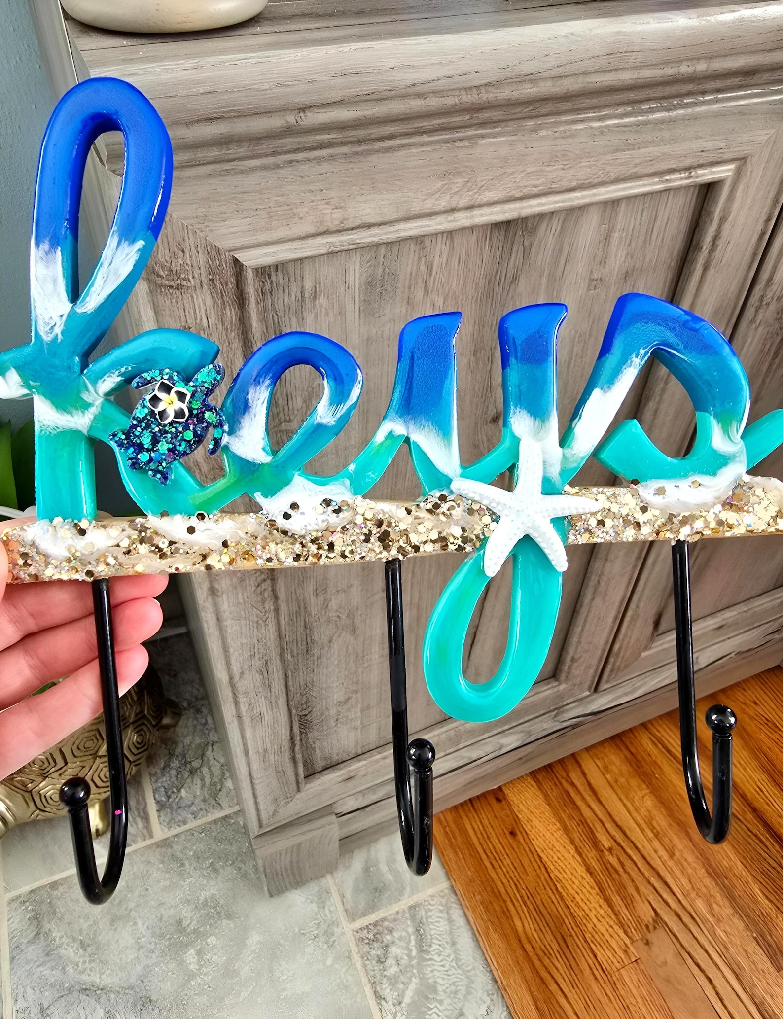 Beach Themed Key Holder With Glitter Beach, Sea Turtle and Starfish ...