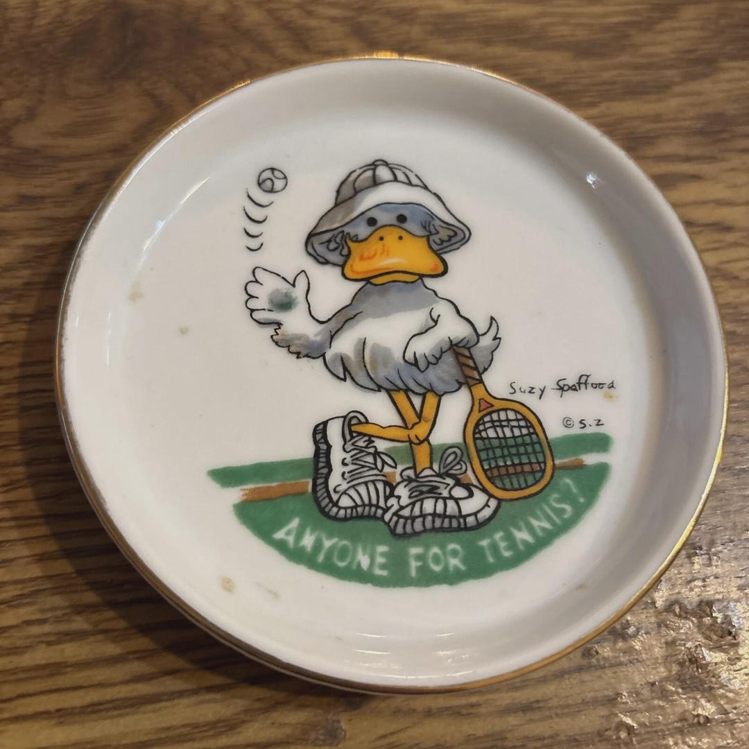 Anyone for Tennis! Suzy Spafford Design Duck Pin Dish 3-1/2" 1976 Suzy ...