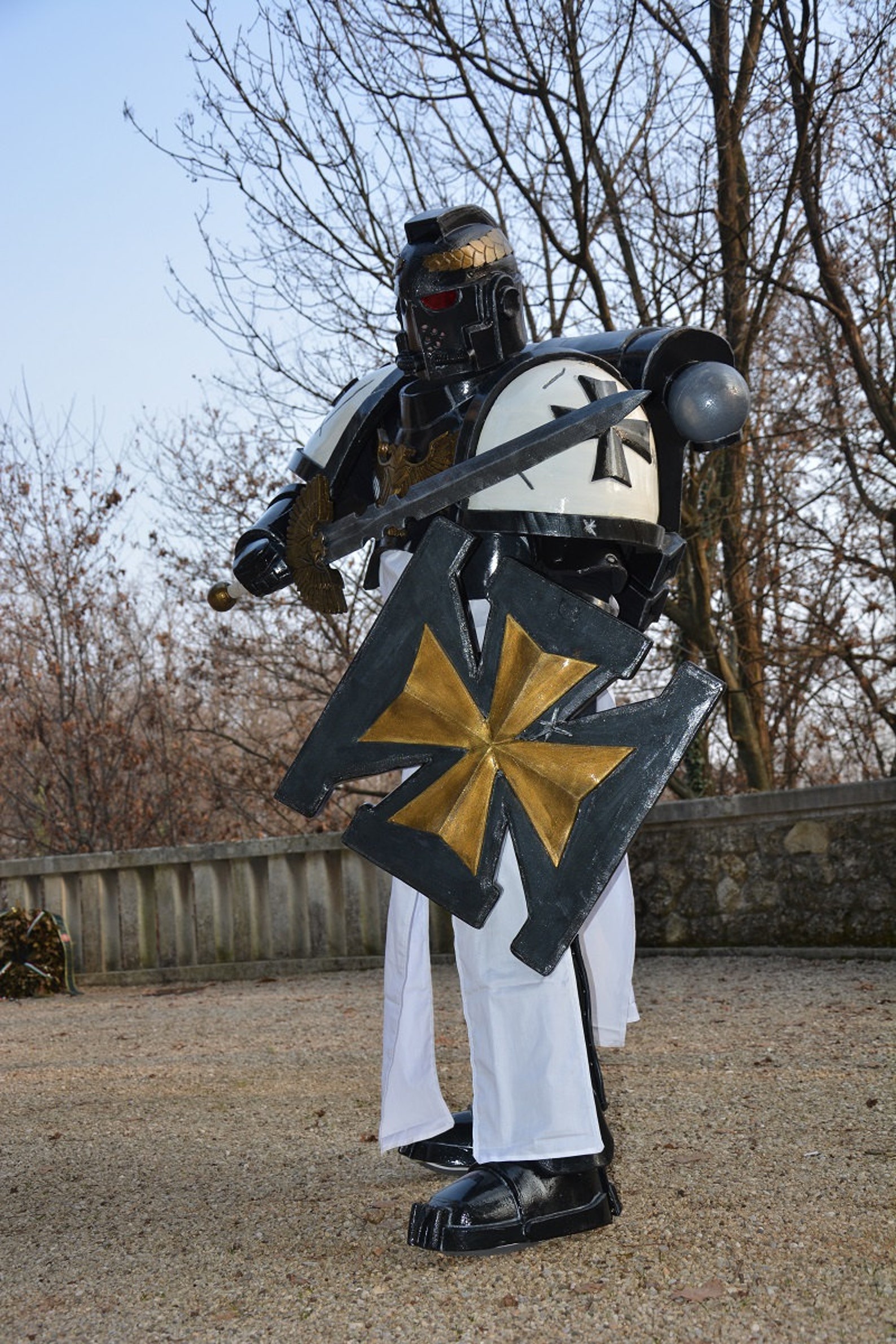MADE TO ORDER* Warhammer 40.000 Black Templar Power Armor for Cosplay ...