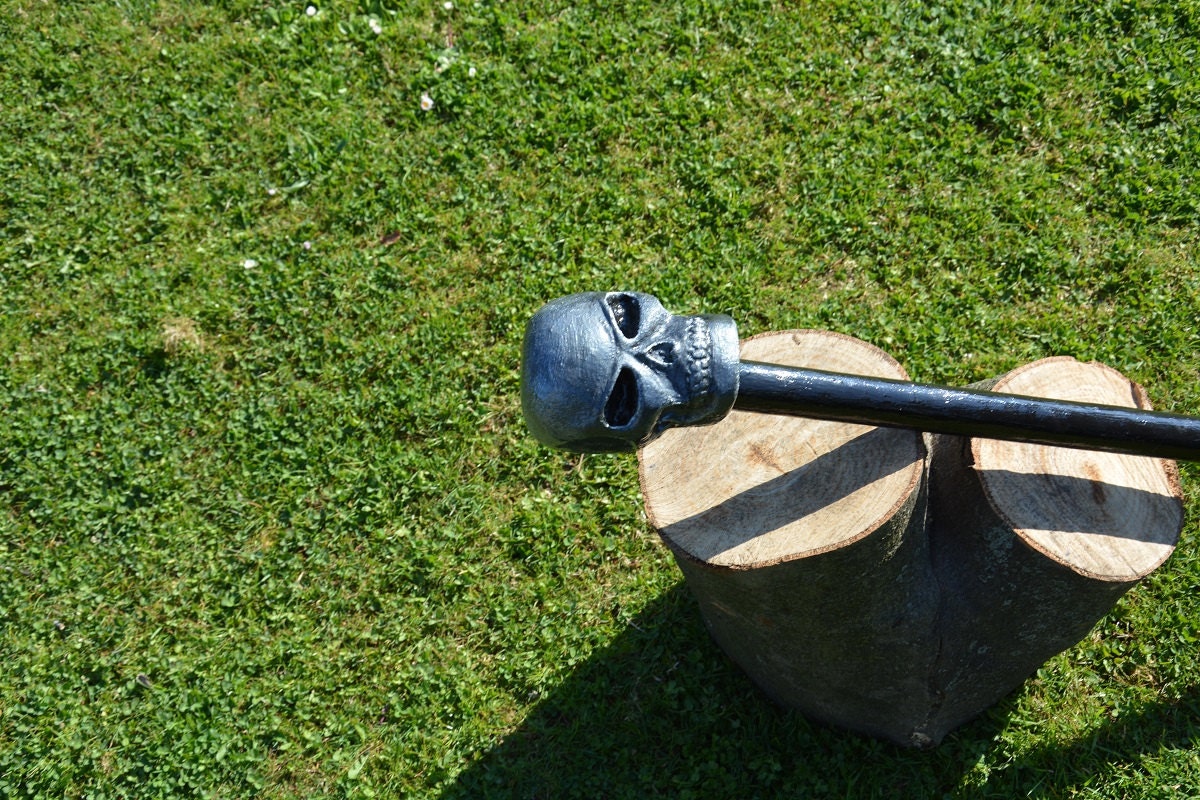 MADE TO ORDER* Walking Cane With Engraved Skull for Cosplay Larp ...