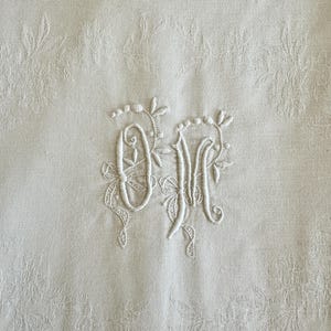 Vintage Monogrammed Square Tablecloth, OM Embroidered Monogram ...
