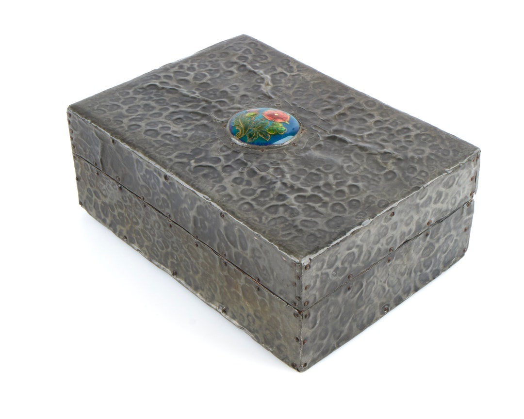 Antique 1900-10s Arts and Crafts Box With Ernestine Mills Red Rose ...