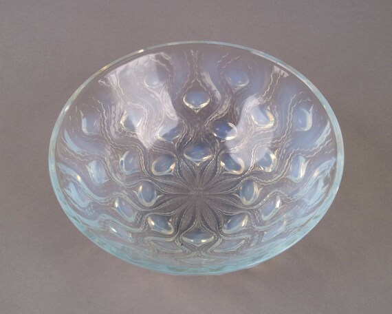 Rene Lalique 1930s Art Deco bulbes Opalescent Glass Bowl. Etsy UK
