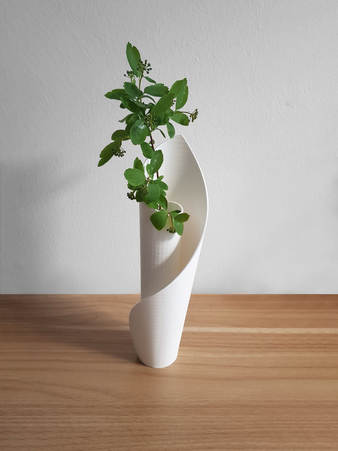 Vase LILY for Lightweight Flowers, Sustainable, Indoor, Modern ...