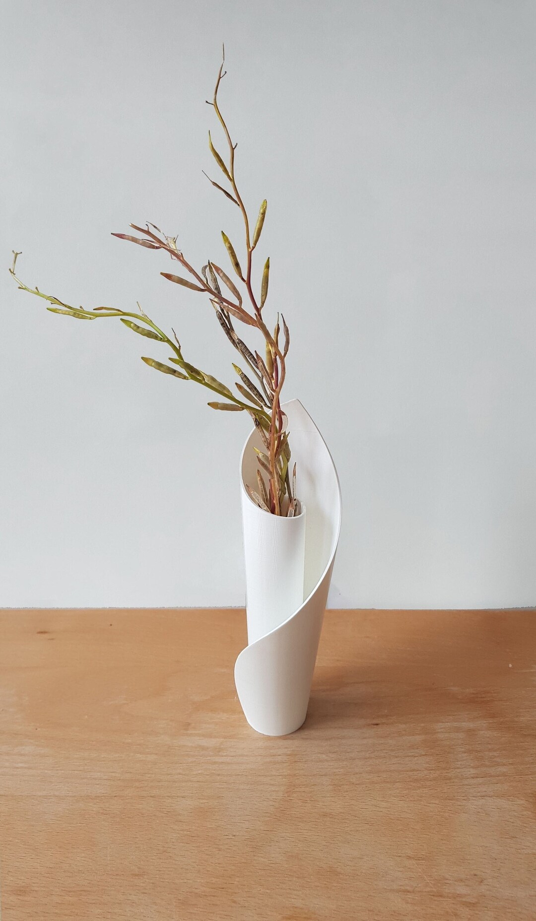 Vase LILY for Lightweight Flowers, Sustainable, Indoor, Modern ...