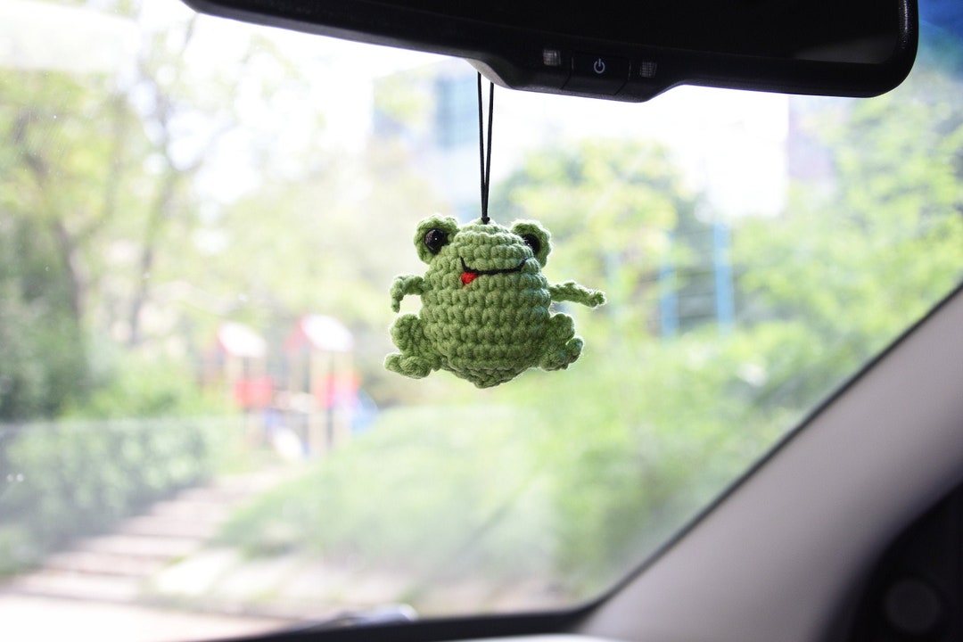Car Rear View Mirror Tiny Frog Car Hanging Charm Rearview Car Charm ...