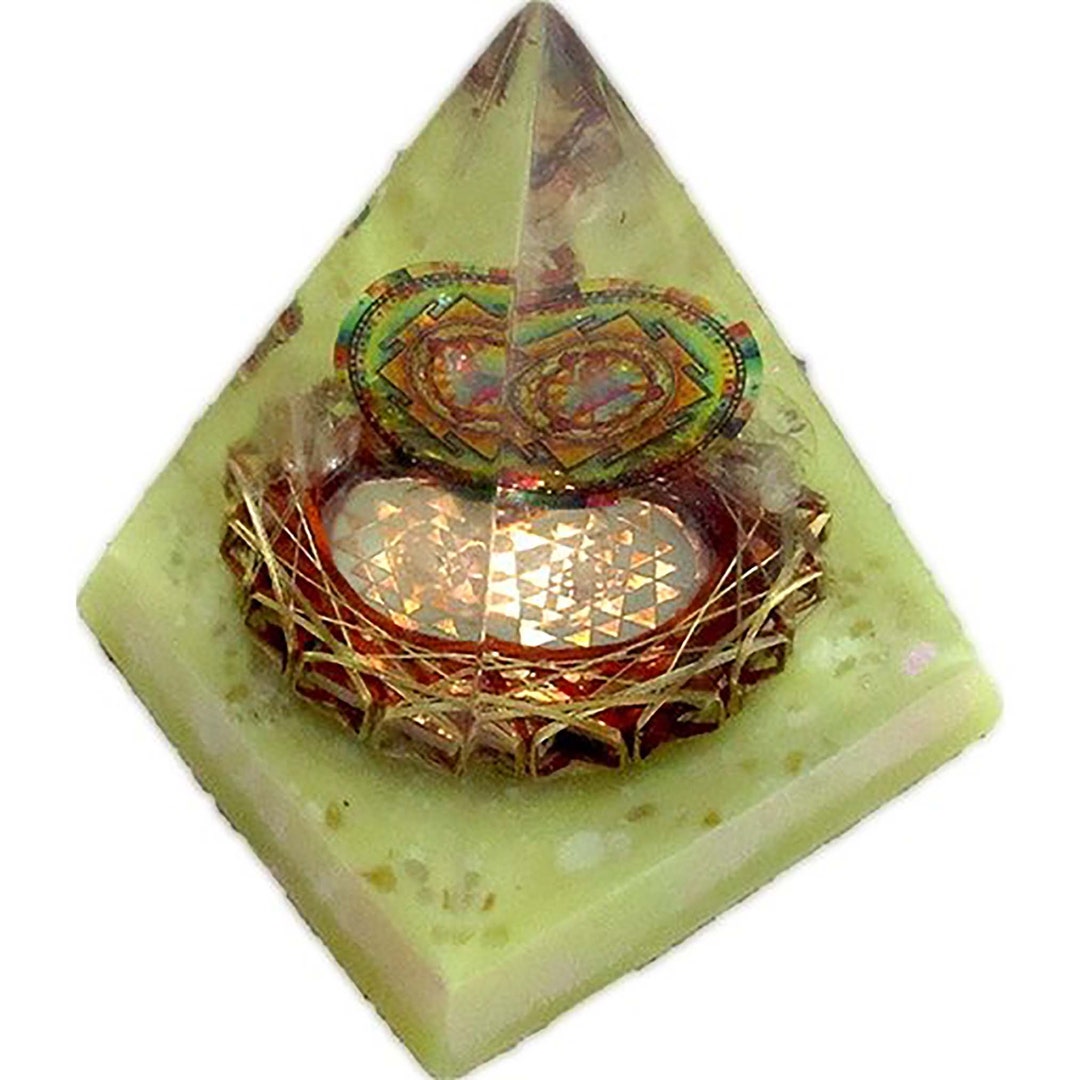 Sri Yantra Quantum Pyramid: Energy Amplifier for Spiritual Liberation ...