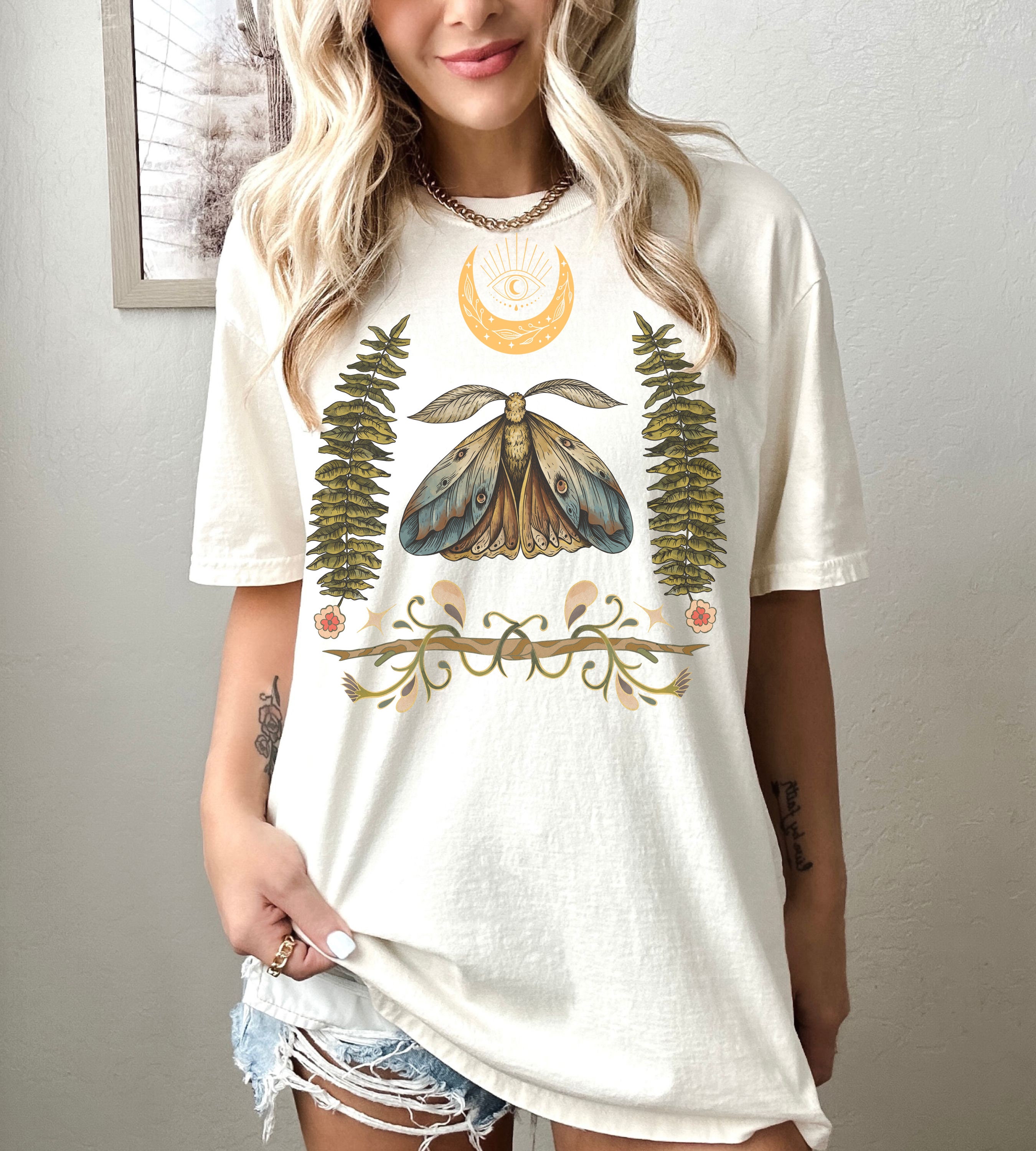 Mystical Moth T-shirt Luna Moth Moon Moth Butterfly Beautiful Moth ...