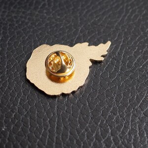 Purple Poppy Lapel Pin Badge Dogs Paw Horseshoe Remembering - Etsy UK