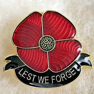 New Beautiful Glossy Red Poppy Pin Badge UK Lest We Forget - Etsy