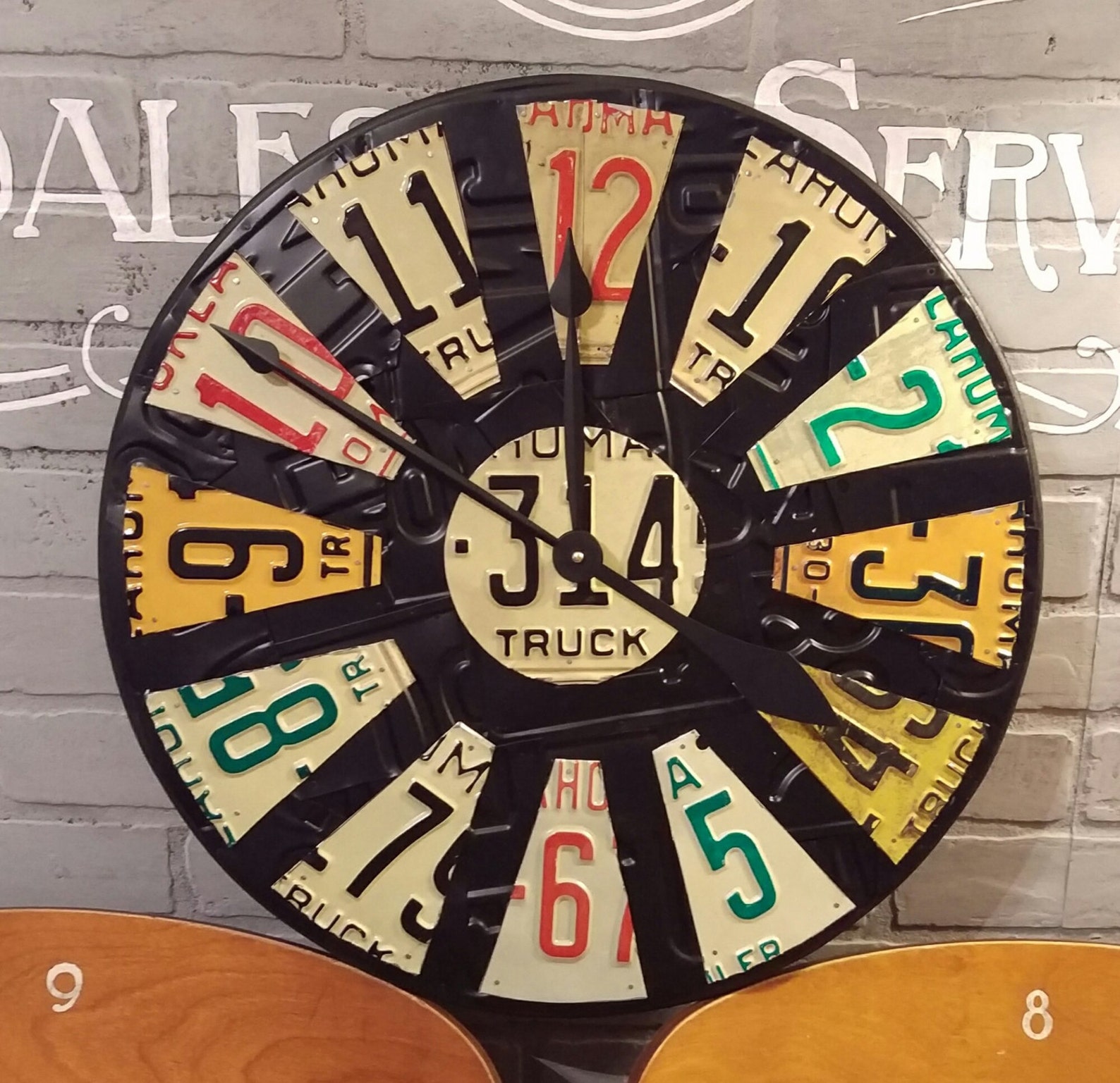 Vintage License Plate Clock - Etsy