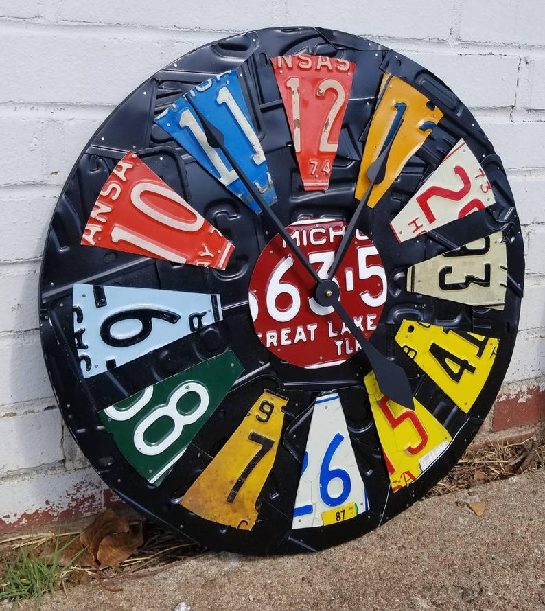 Vintage License Plate Clock - Etsy