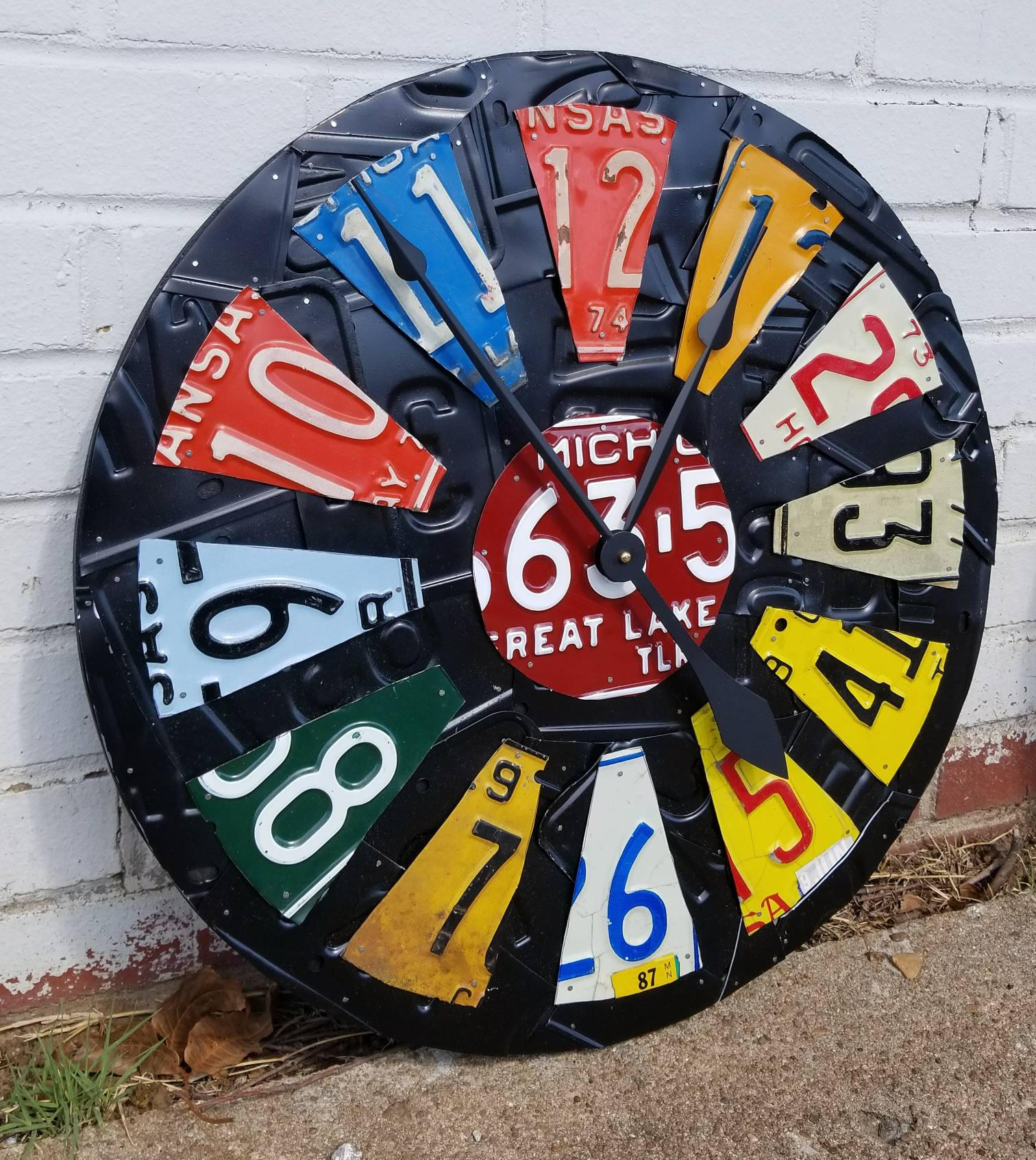 Vintage License Plate Clock - Etsy