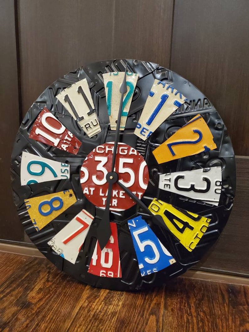 Vintage License Plate Clock - Etsy
