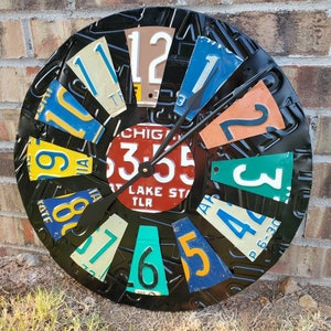 Vintage License Plate Clock - Etsy