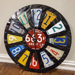 Vintage License Plate Clock - Etsy